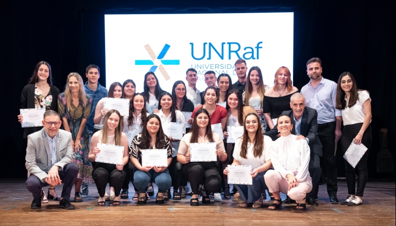 La UNRaf fortalece el vínculo con sus graduadas y graduados ...