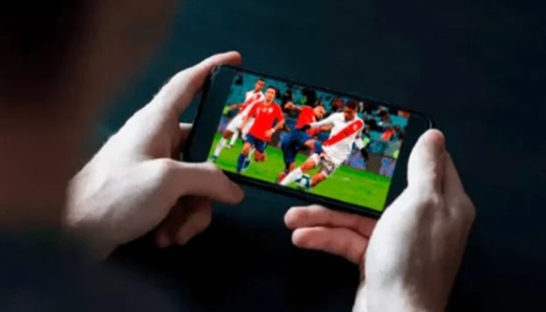 Fútbol Libre: la batalla entre los dueños de la pelota y la TV contra ...